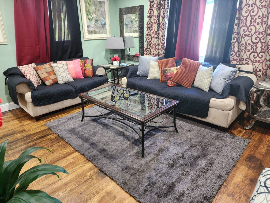 House ∙ 5 Bedrooms ∙ 8 Guests - Hartford, CT