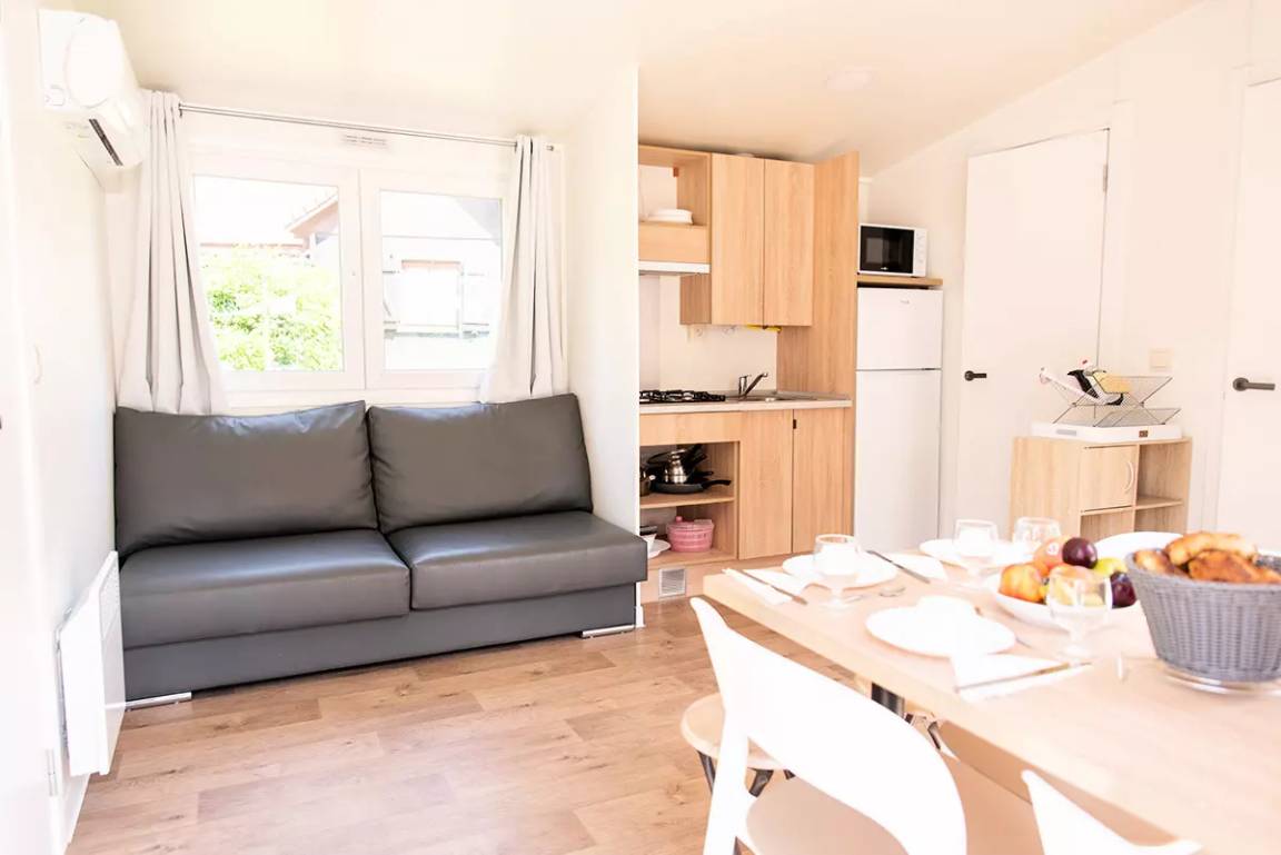 30 M² Mobil-home ∙ 2 Chambres ∙ 4 Personnes - Gramat