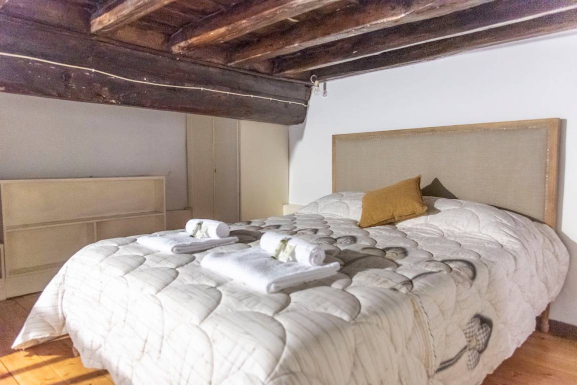 110 M² Apartamento ∙ 2 Habitaciones ∙ 10 Huéspedes - Roma