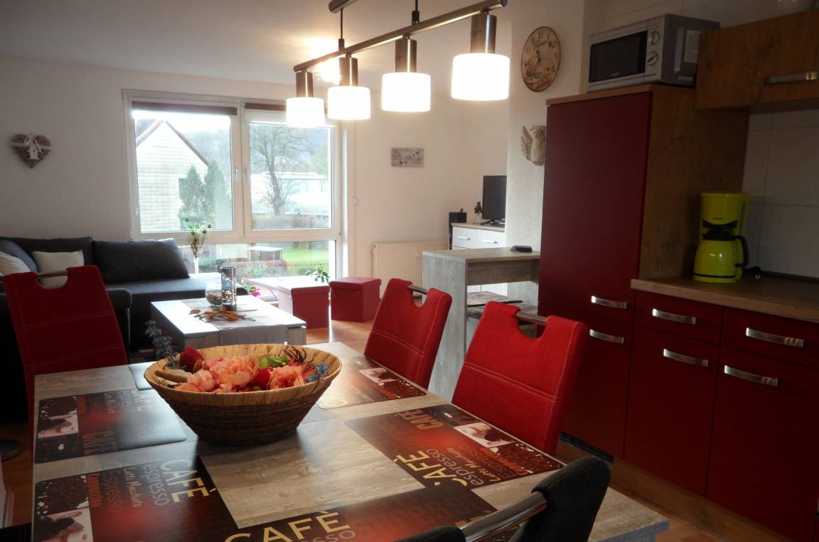 75 M² Ferienwohnung ∙ 2 Schlafzimmer ∙ 5 Gäste - Nordhausen