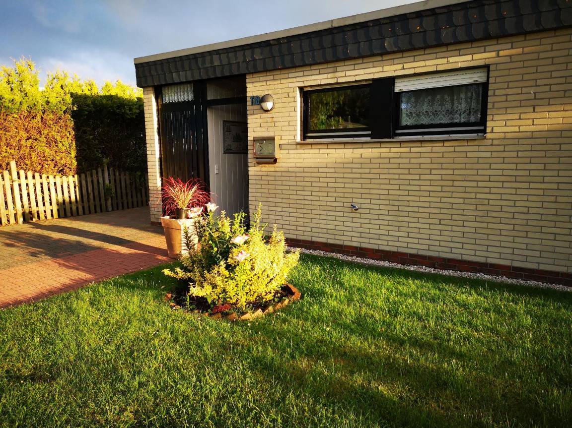 60 M² Ferienhaus ∙ 2 Schlafzimmer ∙ 4 Gäste - Butjadingen