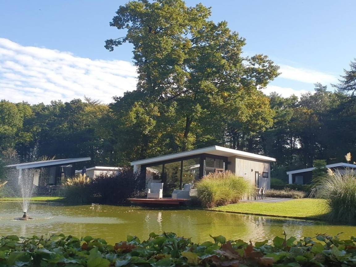 55 M² Ferienhaus ∙ 2 Schlafzimmer ∙ 4 Gäste - Ede