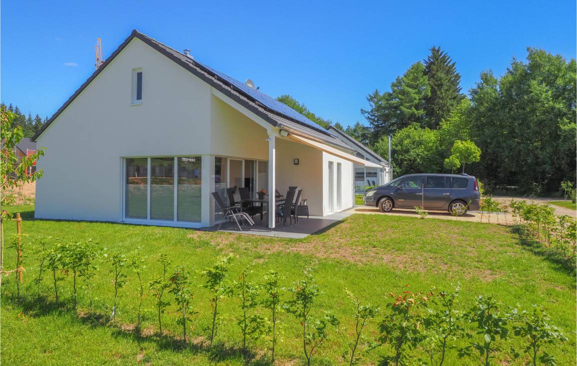 77 M² Ferienhaus ∙ 2 Schlafzimmer ∙ 4 Gäste - Prüm