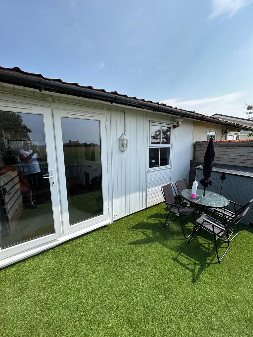 55 M² Chalet ∙ 2 Bedrooms ∙ 4 Guests - Bridlington