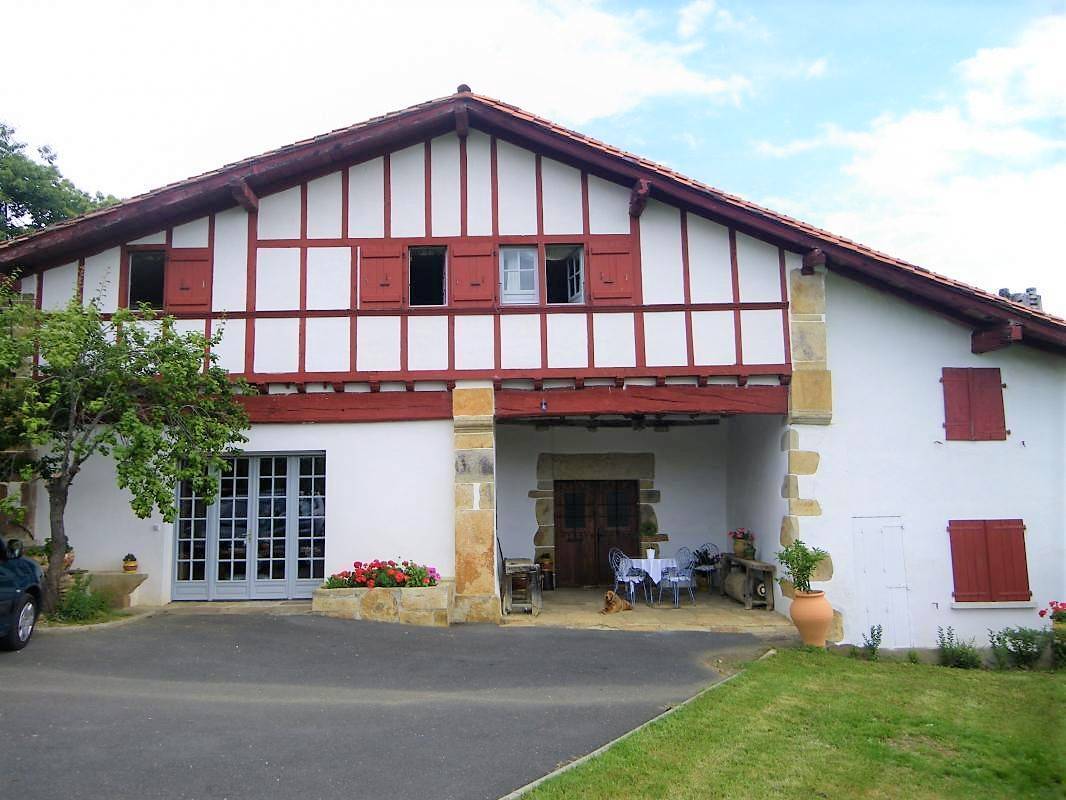 130 M² Gîte ∙ 3 Chambres ∙ 6 Personnes - Espelette