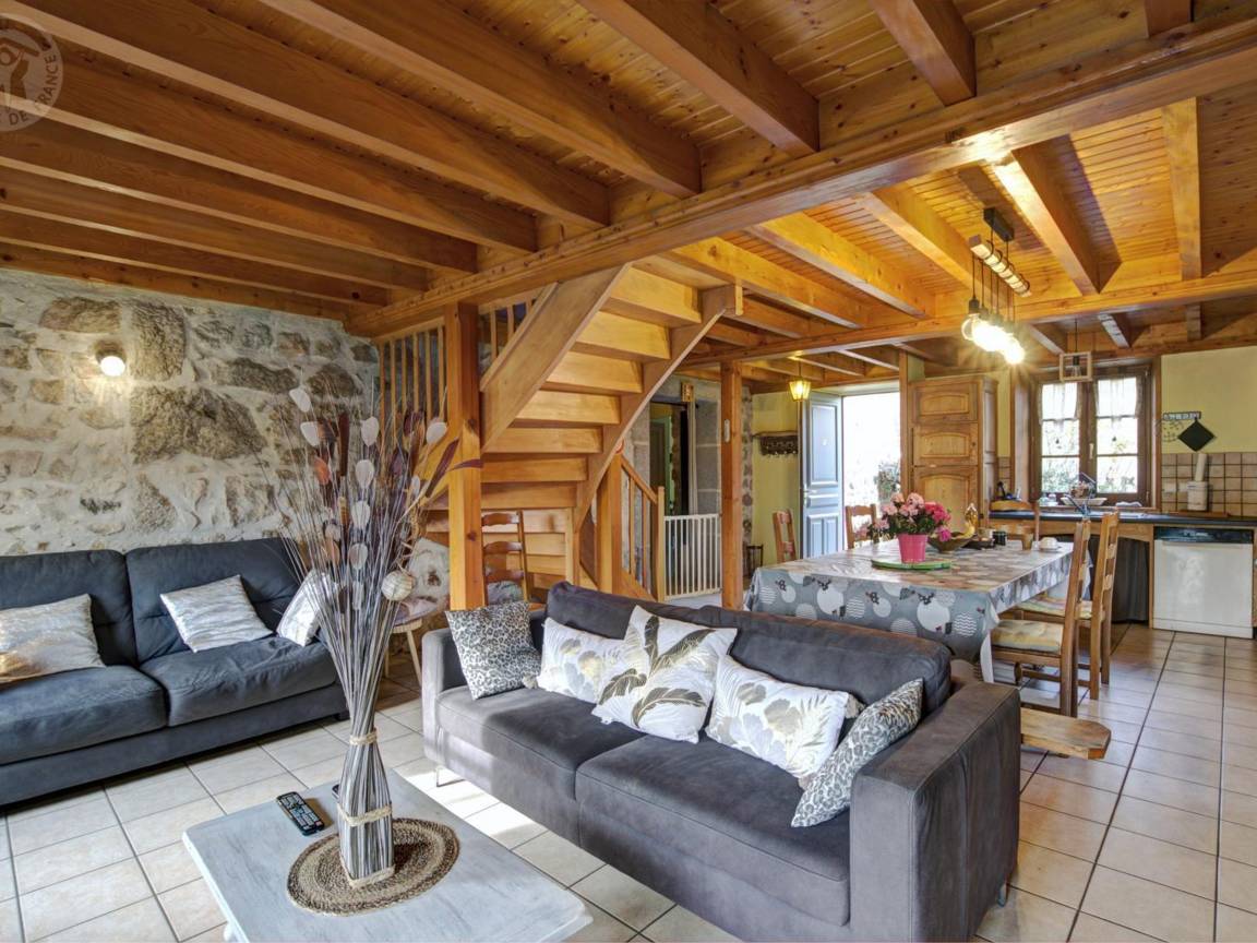 120 M² Cottage ∙ 3 Chambres ∙ 6 Personnes - Saint-Just-Saint-Rambert