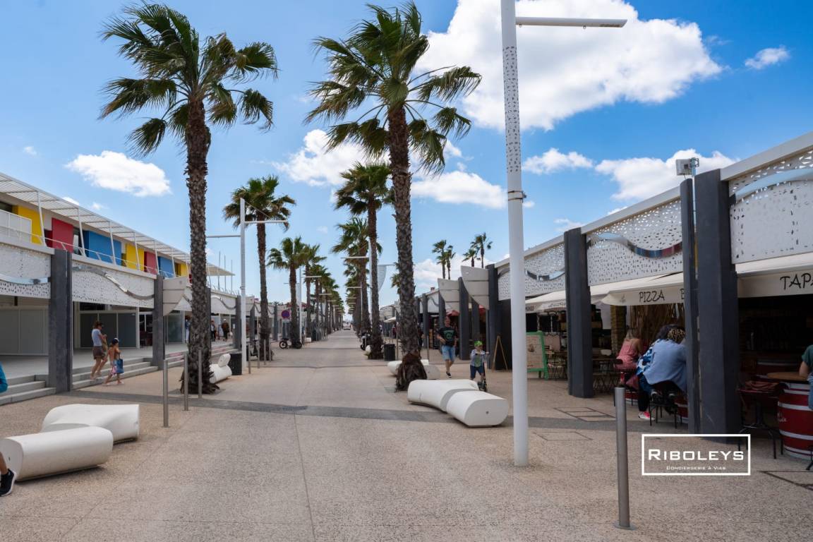 54 M² Maison De Vacances ∙ 3 Chambres ∙ 6 Personnes - Vias