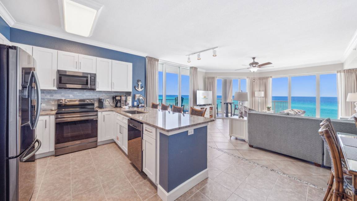 158 M² Condo ∙ 3 Bedrooms ∙ 10 Guests - Panama City Beach, FL