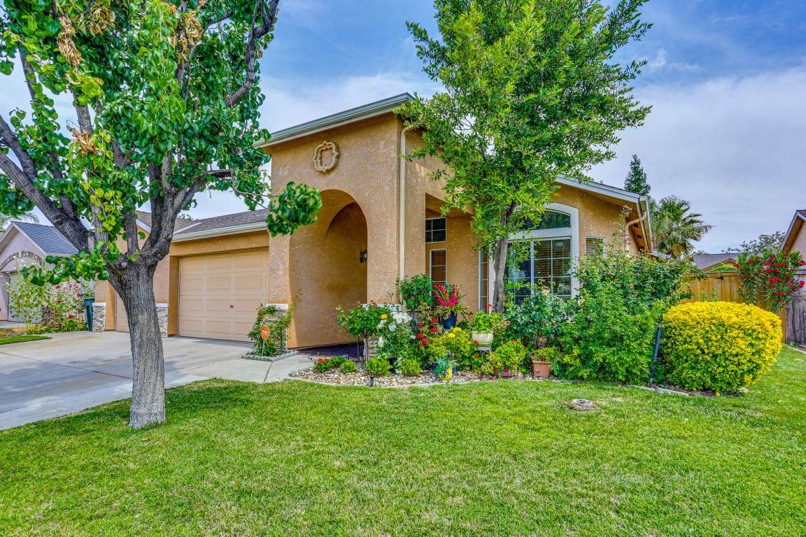 139 M² House ∙ 3 Bedrooms ∙ 6 Guests - Storyland, Fresno