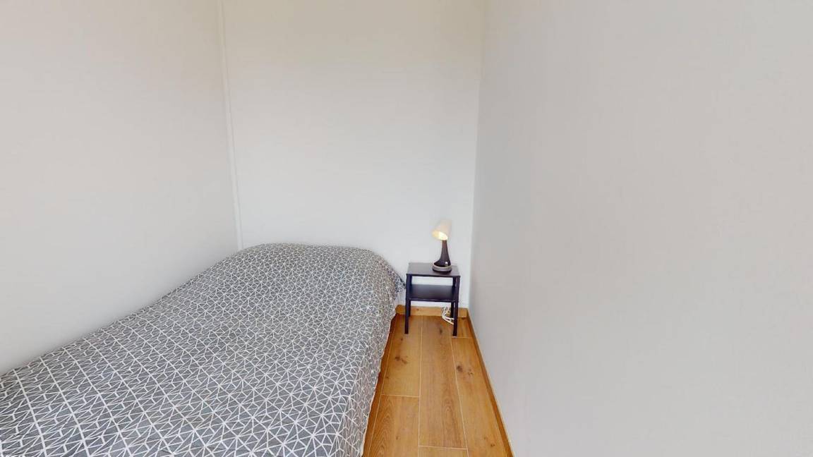 68 M² Chambre Privée ∙ 1 Chambre ∙ 1 Personne - Meyzieu