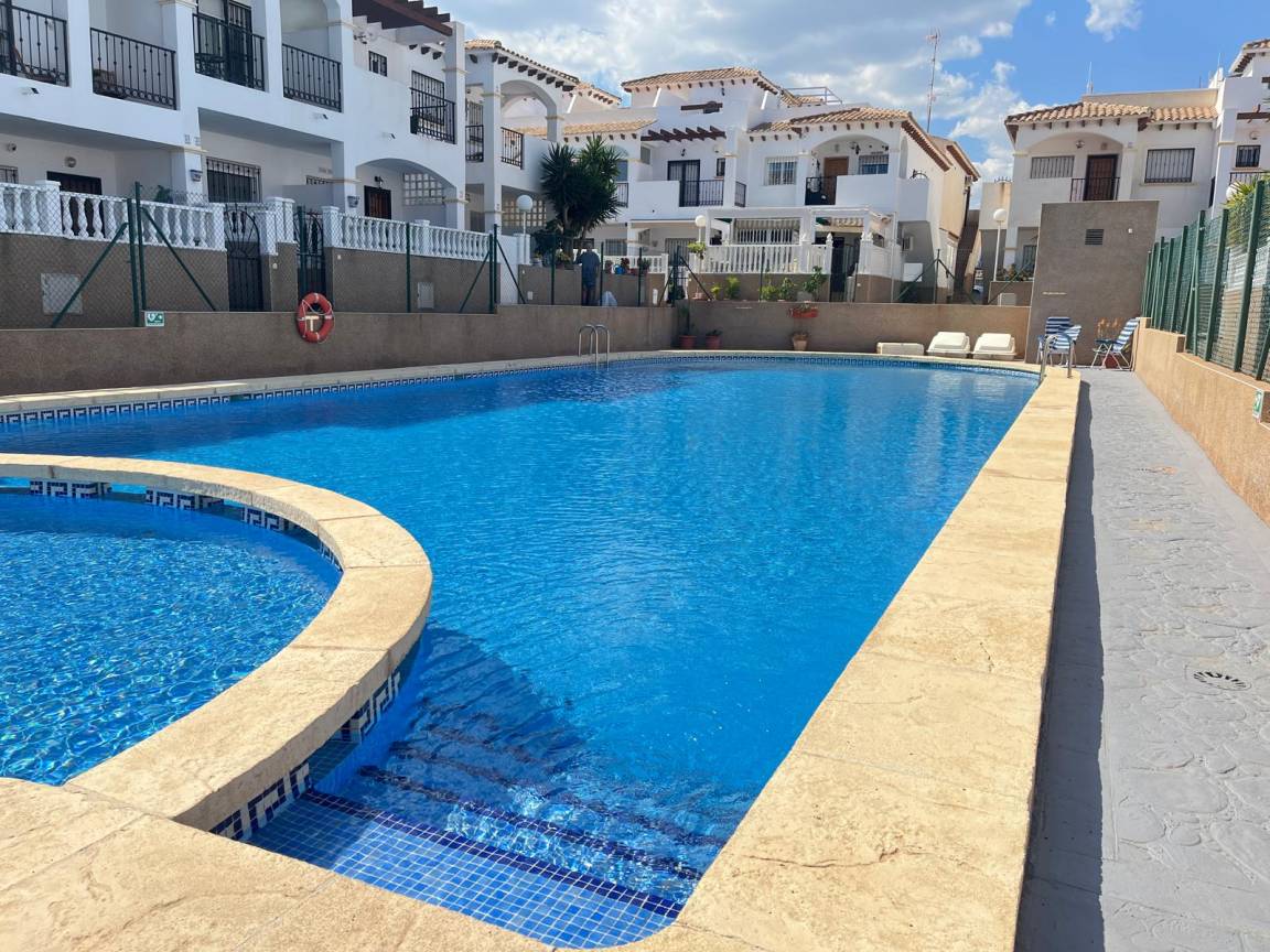 78 M² House ∙ 2 Bedrooms ∙ 4 Guests - La Zenia