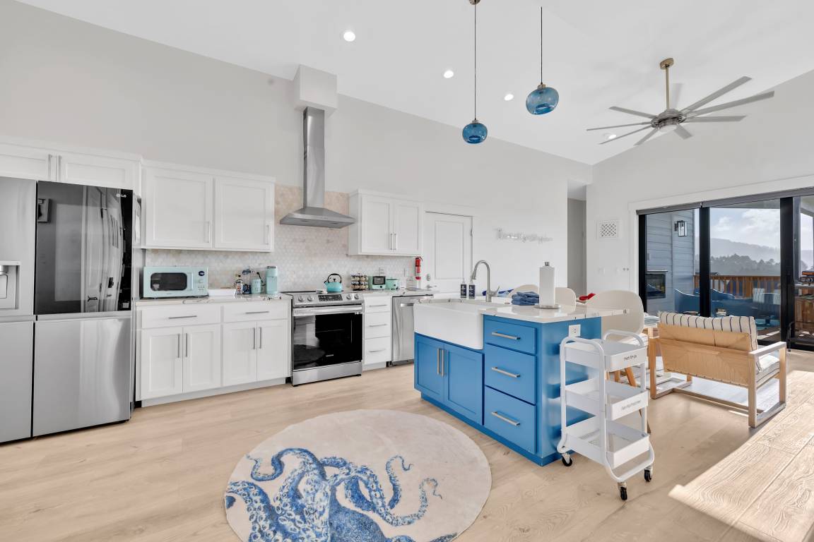 112 M² House ∙ 3 Bedrooms ∙ 8 Guests - Pacific City, OR