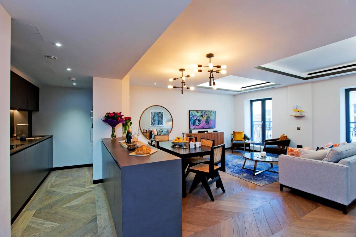 92 M² Apartamento ∙ 2 Habitaciones ∙ 5 Huéspedes - London