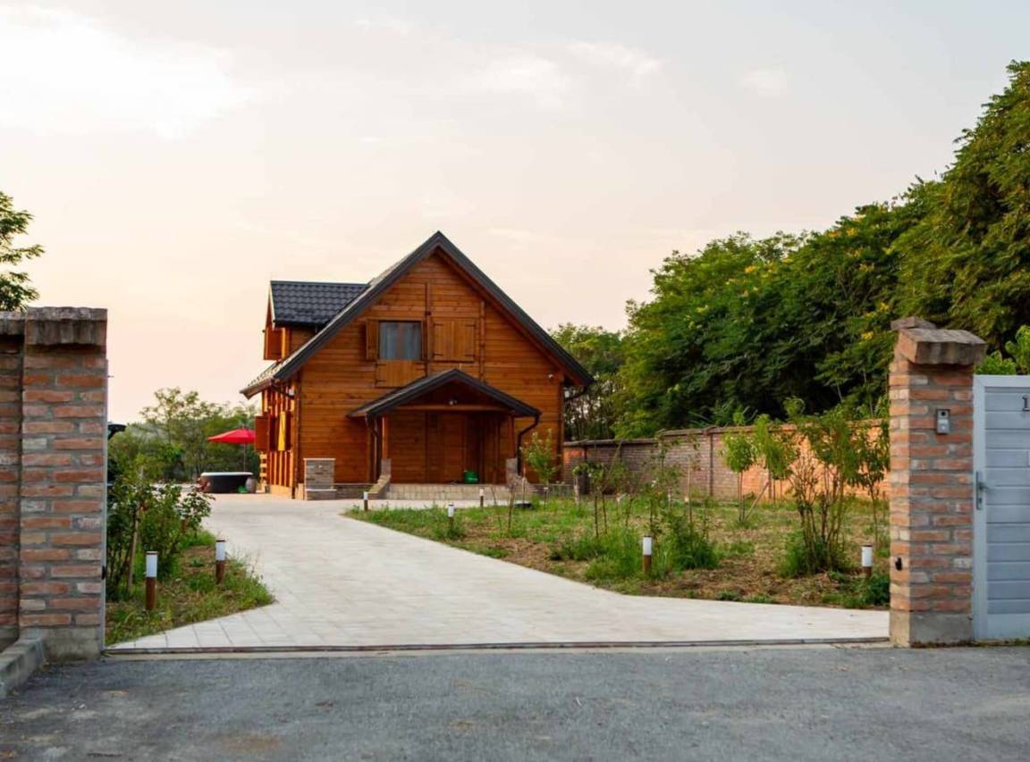 130 M² Villa ∙ 4 Chambres ∙ 8 Personnes - Vukovar