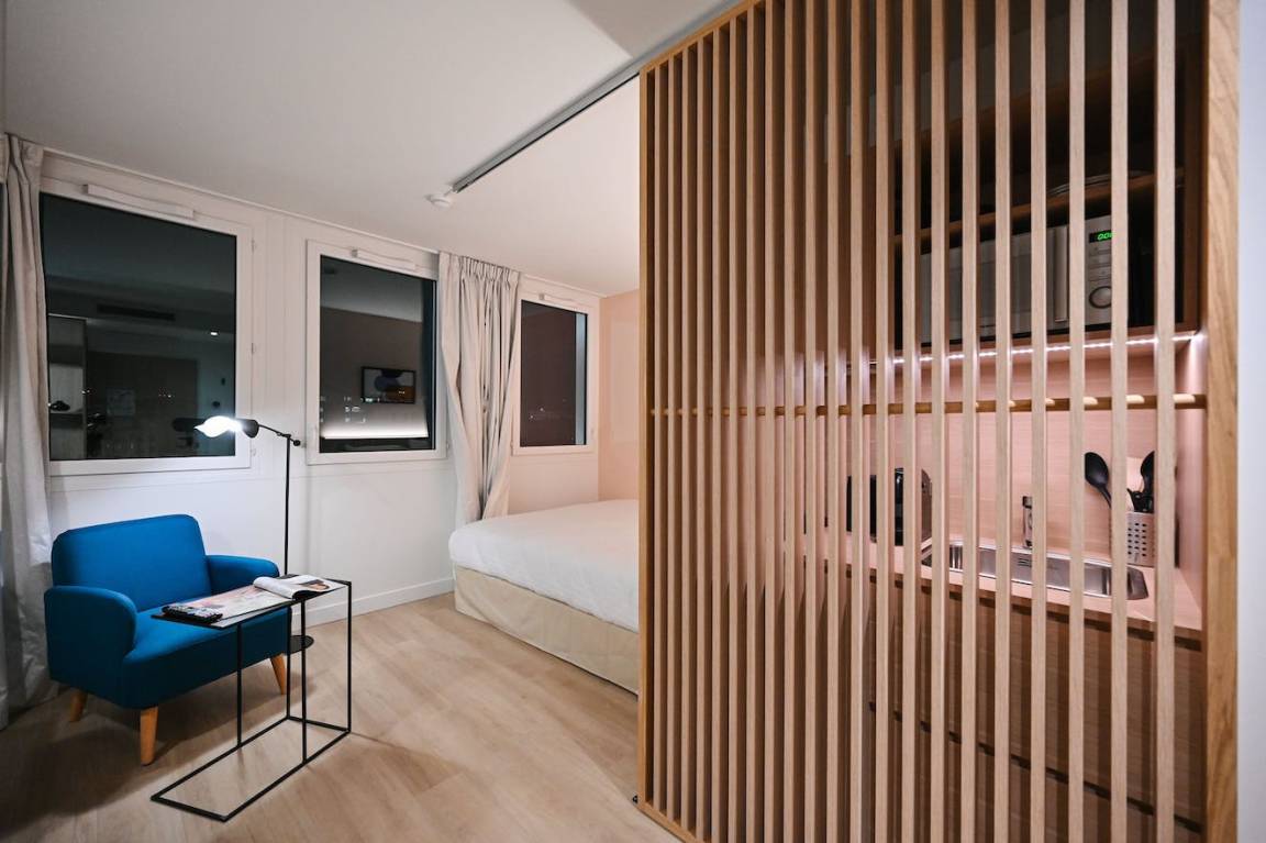 34 M² Accommodation ∙ 2 Guests - Issy-les-Moulineaux