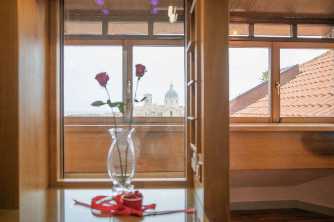 75 M² Ferienwohnung ∙ 2 Schlafzimmer ∙ 4 Gäste - Ortona