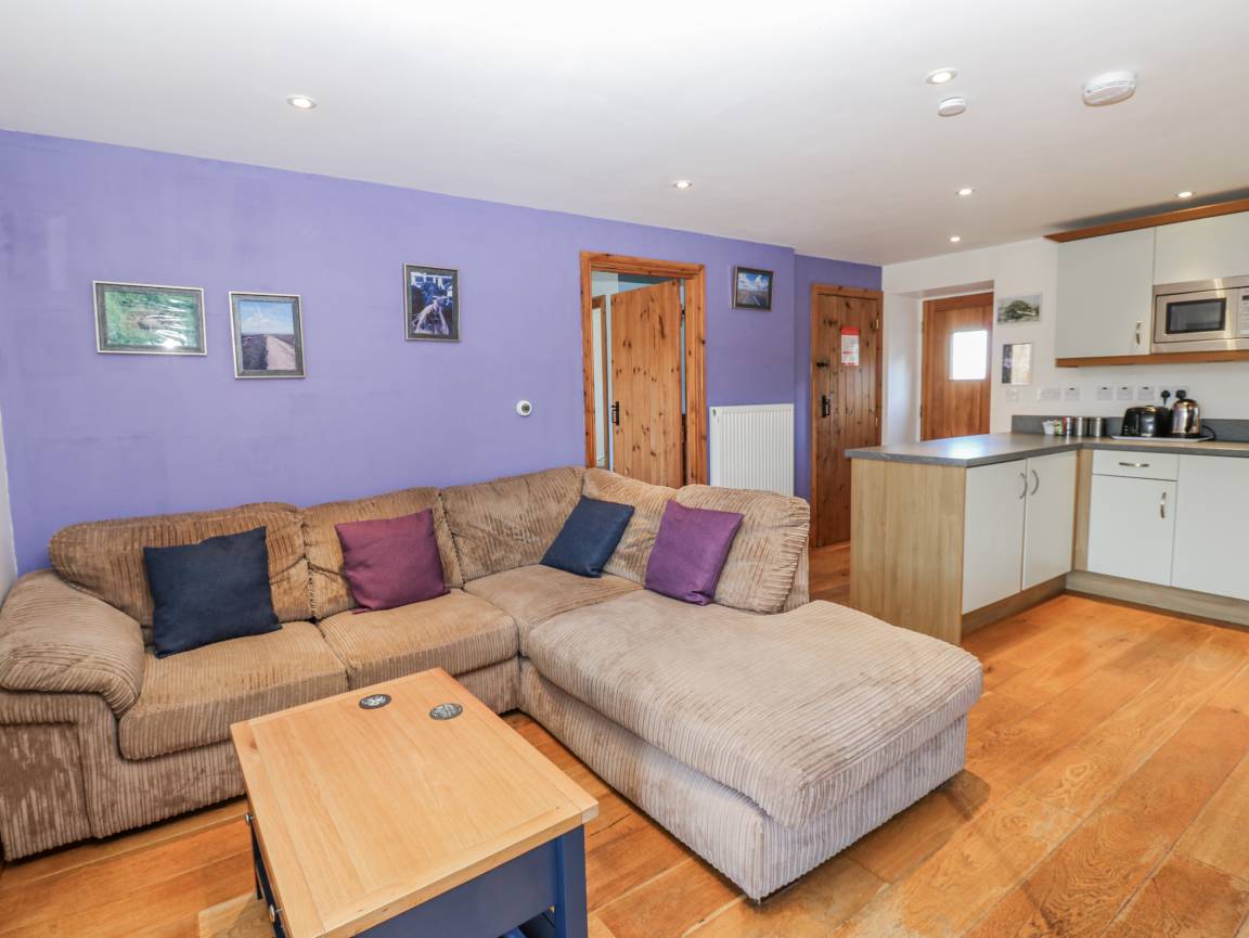 Cottage ∙ 2 Bedrooms ∙ 4 Guests - Langley Castle Hotel