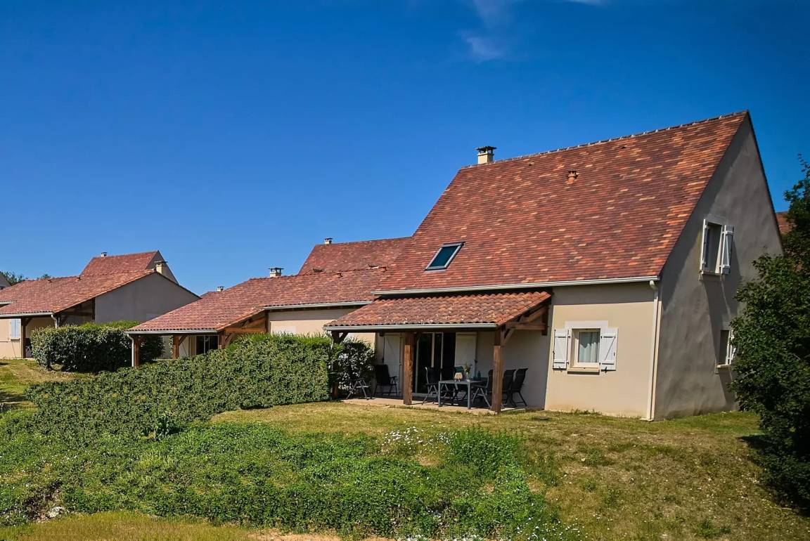 150 M² Maison De Vacances ∙ 4 Chambres ∙ 8 Personnes - Souillac