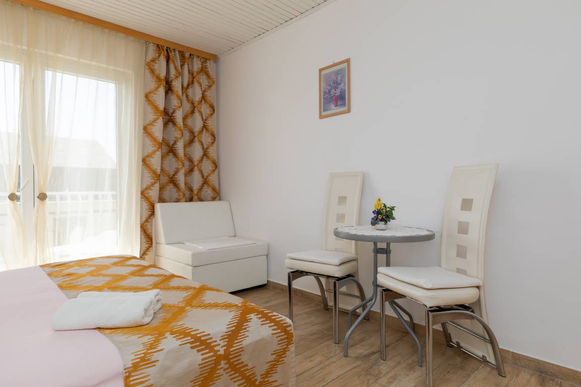 47 M² Ferienwohnung ∙ 2 Schlafzimmer ∙ 6 Gäste - Postira