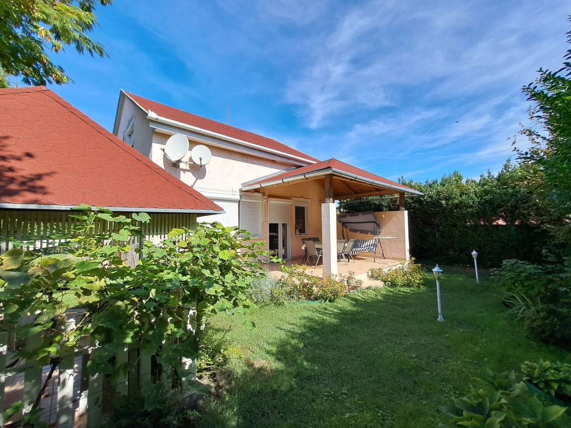 90 M² House ∙ 3 Bedrooms ∙ 7 Guests - Szigliget