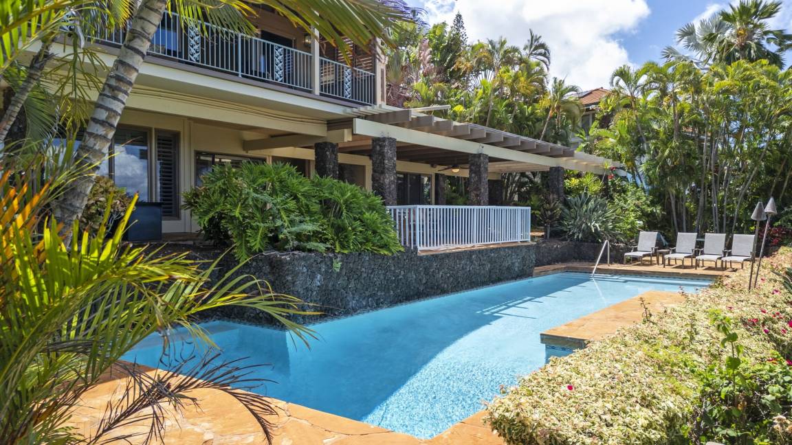 House ∙ 4 Bedrooms ∙ 8 Guests - Lahaina, HI