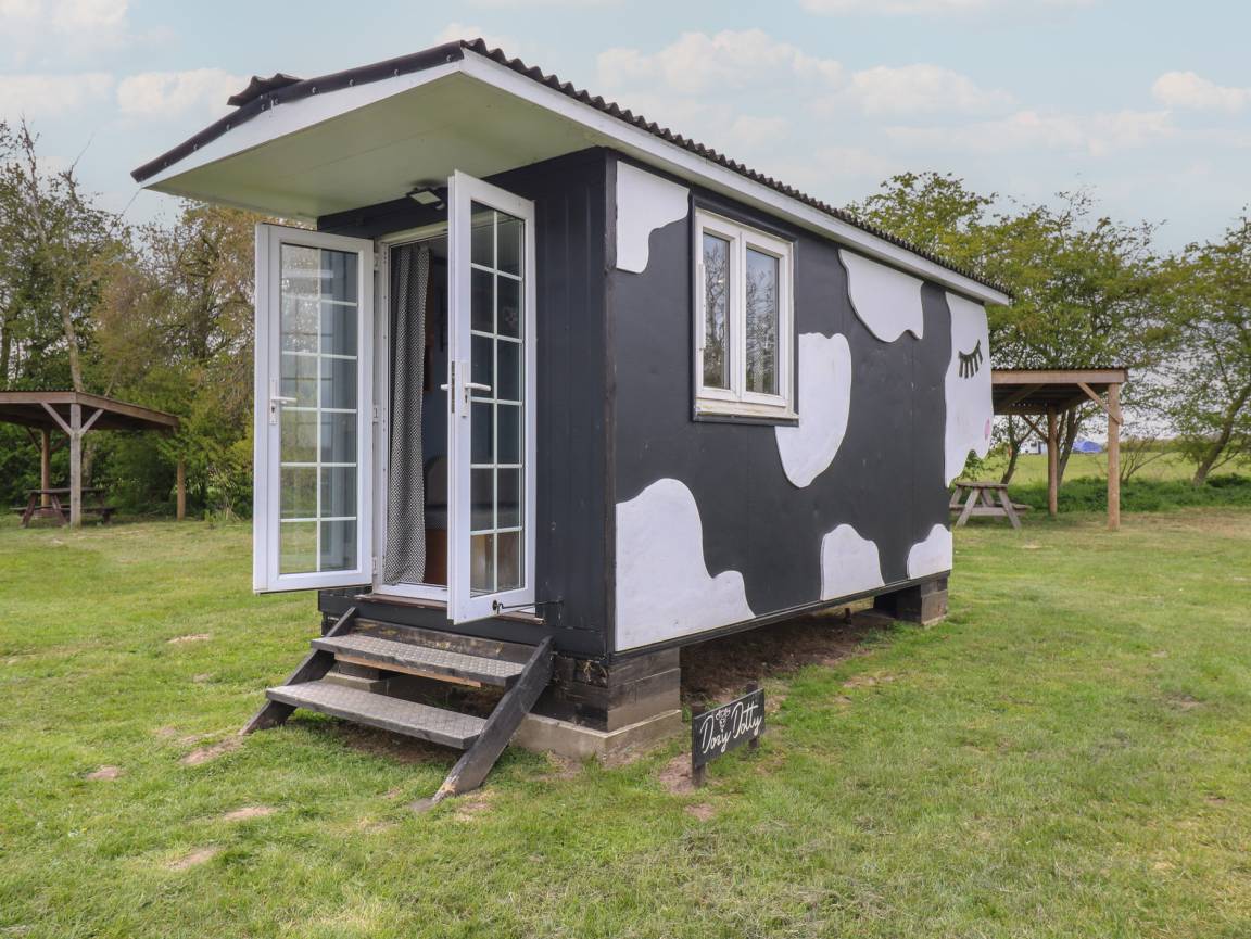 Cottage ∙ 1 Bedroom ∙ 4 Guests - Suffolk