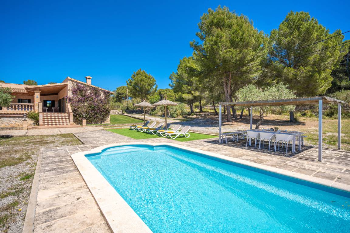 140 M² House ∙ 3 Bedrooms ∙ 6 Guests - Canyamel
