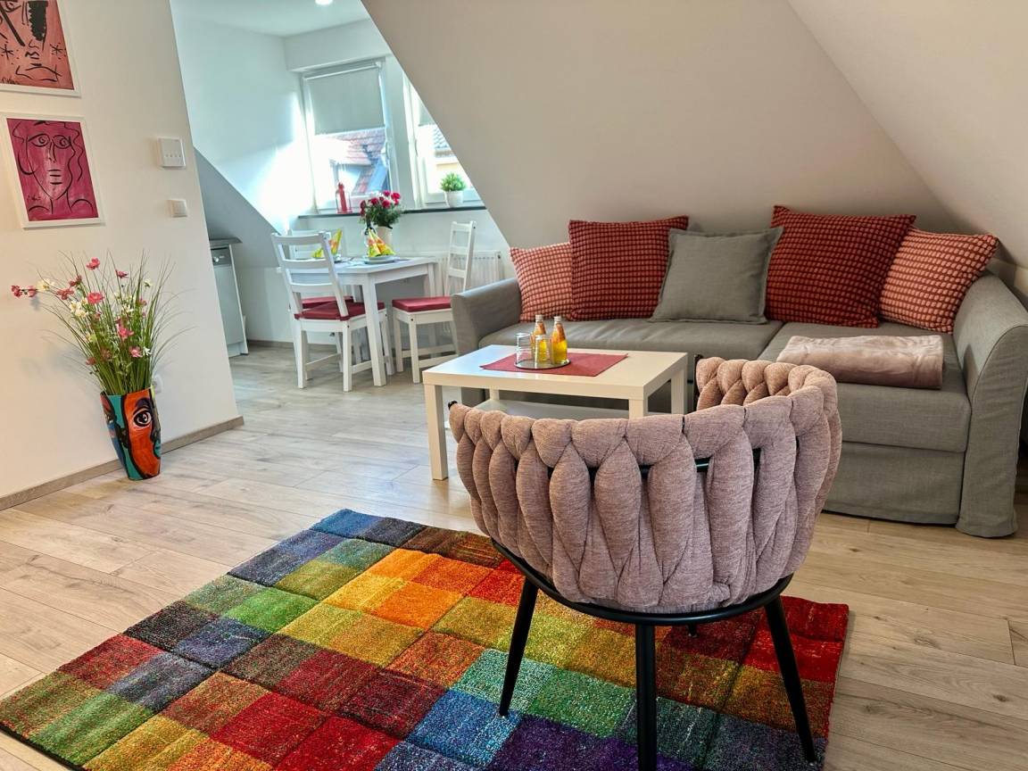 Ferienwohnung ∙ 1 Schlafzimmer ∙ 4 Gäste - Bad Königshofen im Grabfeld