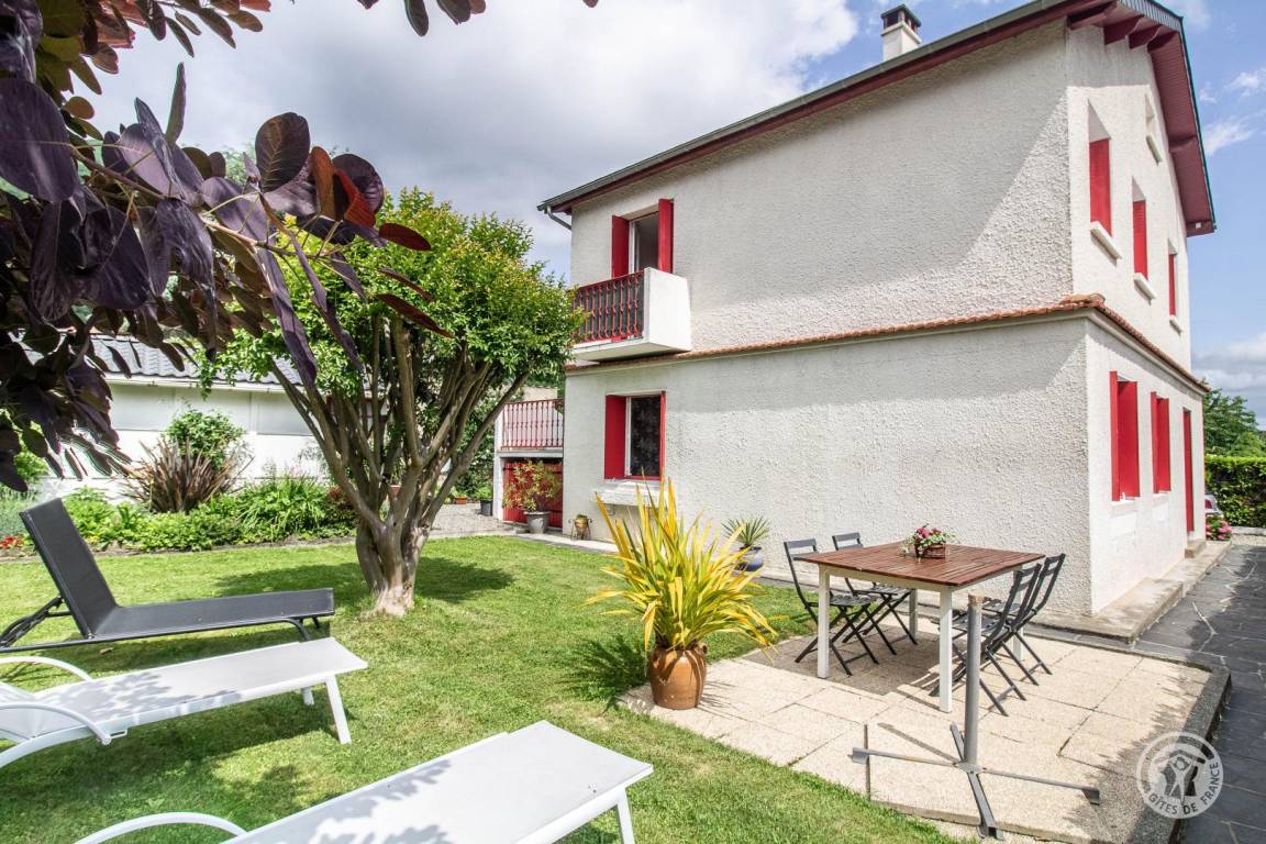 79 M² Gîte ∙ 2 Chambres ∙ 4 Personnes - Hautes-Pyrénées