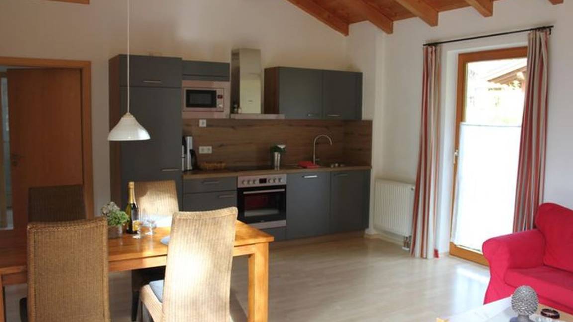 70 M² Apartment ∙ 2 Bedrooms ∙ 4 Guests - Oberammergau