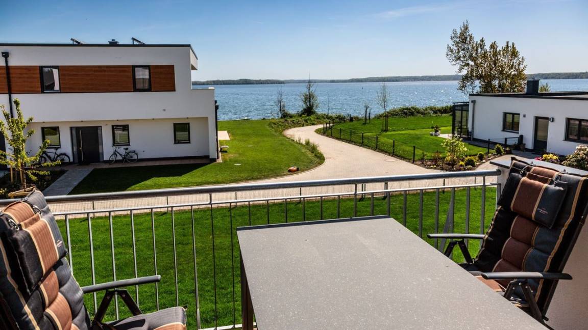 125 M² Apartment ∙ 3 Bedrooms ∙ 8 Guests - Schwerin