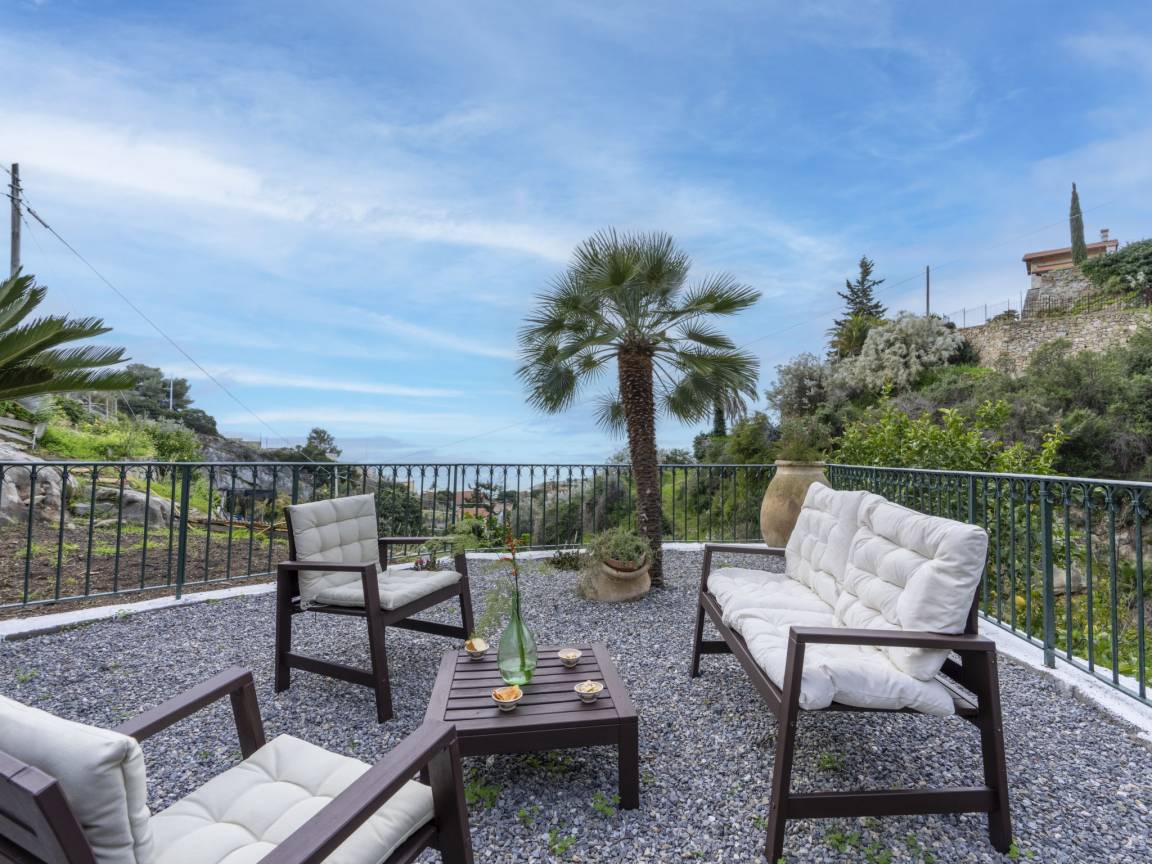 120 M² House ∙ 2 Bedrooms ∙ 4 Guests - Bordighera