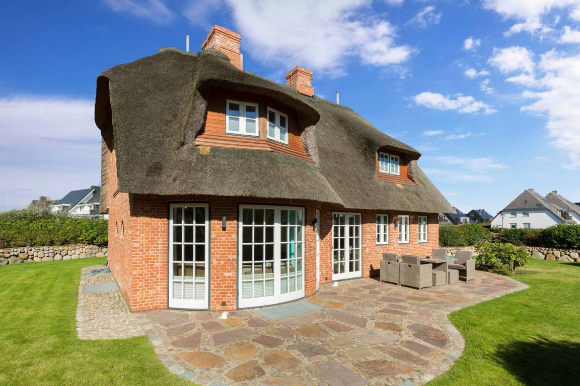 200 M² Ferienhaus ∙ 4 Schlafzimmer ∙ 8 Gäste - Keitum