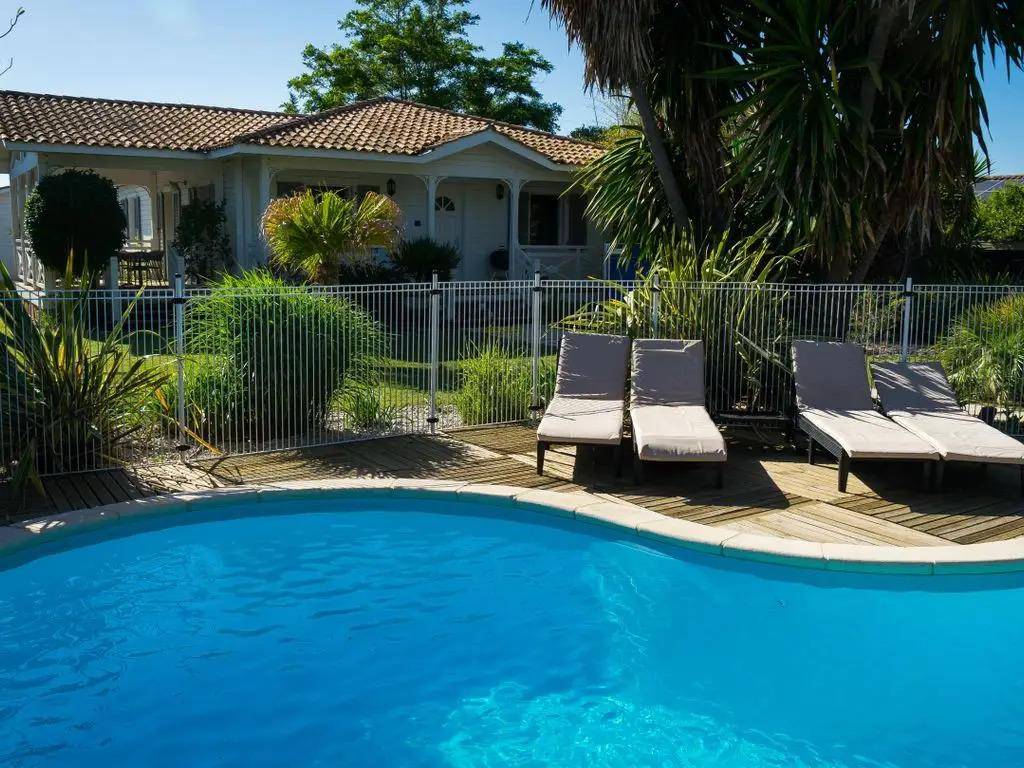 180 M² Ferienhaus ∙ 4 Schlafzimmer ∙ 8 Gäste - Marseillan