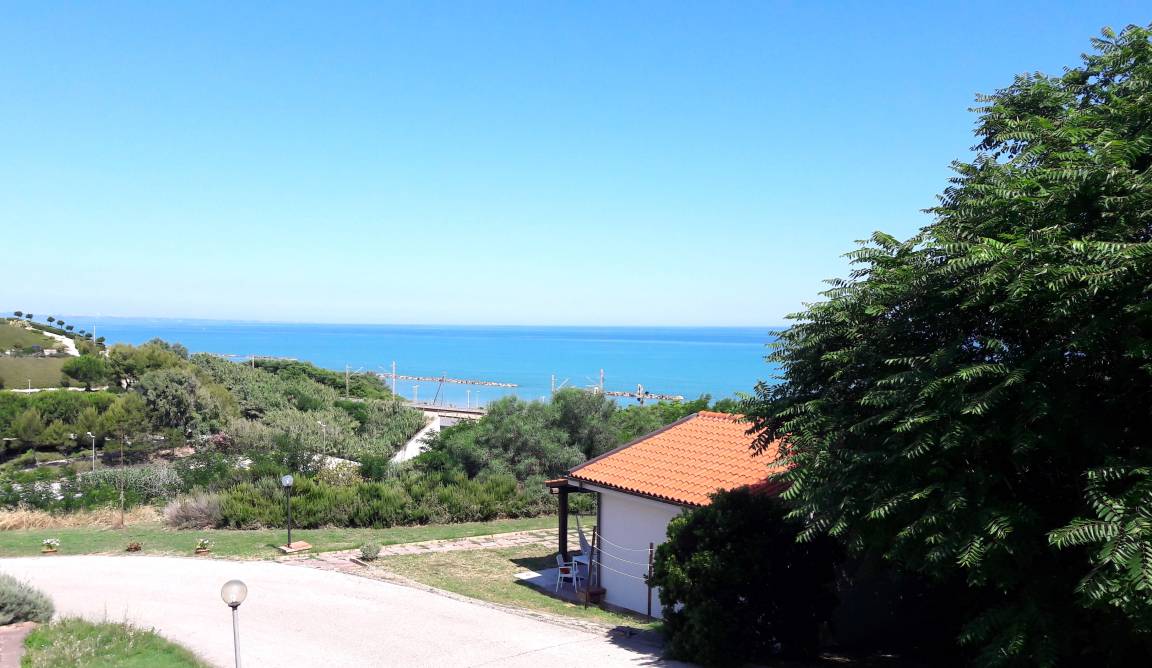 65 M² Appartamento Vacanza ∙ 1 Camera Da Letto ∙ 5 Ospiti - Termoli