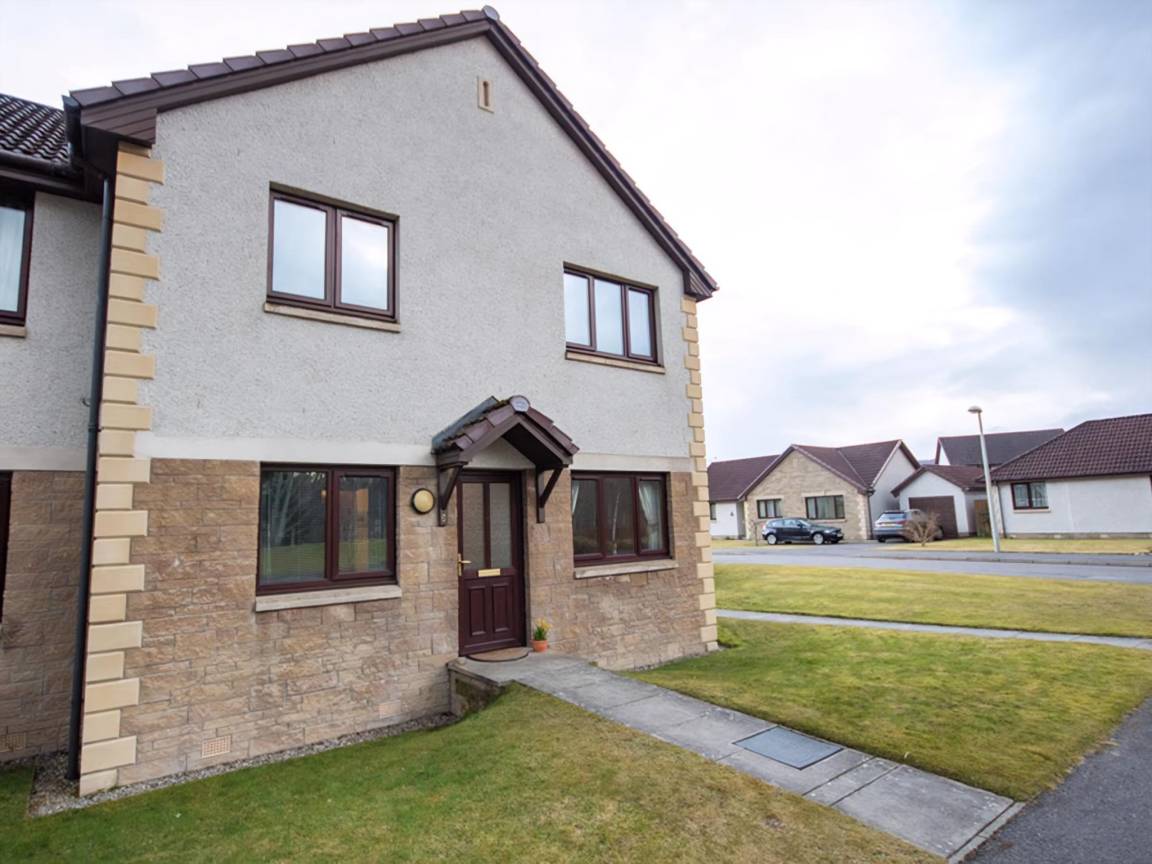 Cottage ∙ 2 Bedrooms ∙ 4 Guests - Loch Ness