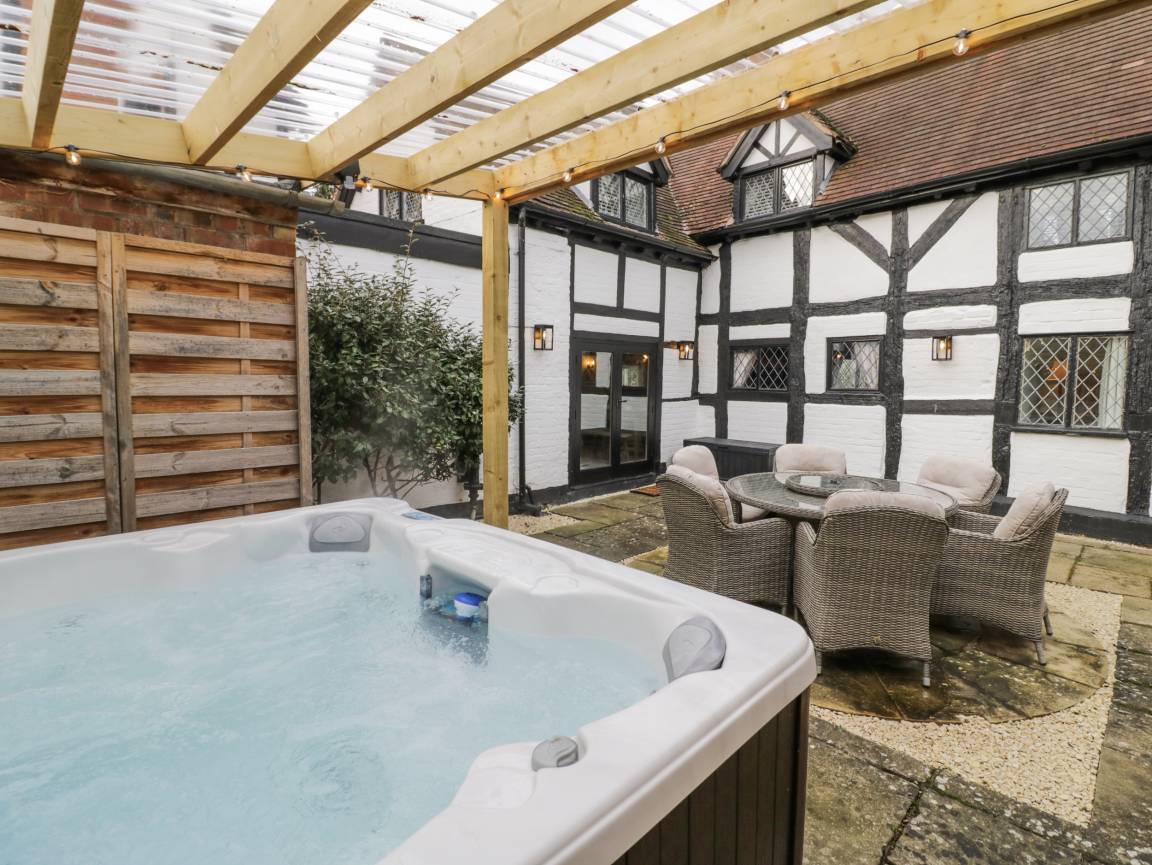 Cottage ∙ 3 Bedrooms ∙ 6 Guests - Stratford-upon-Avon