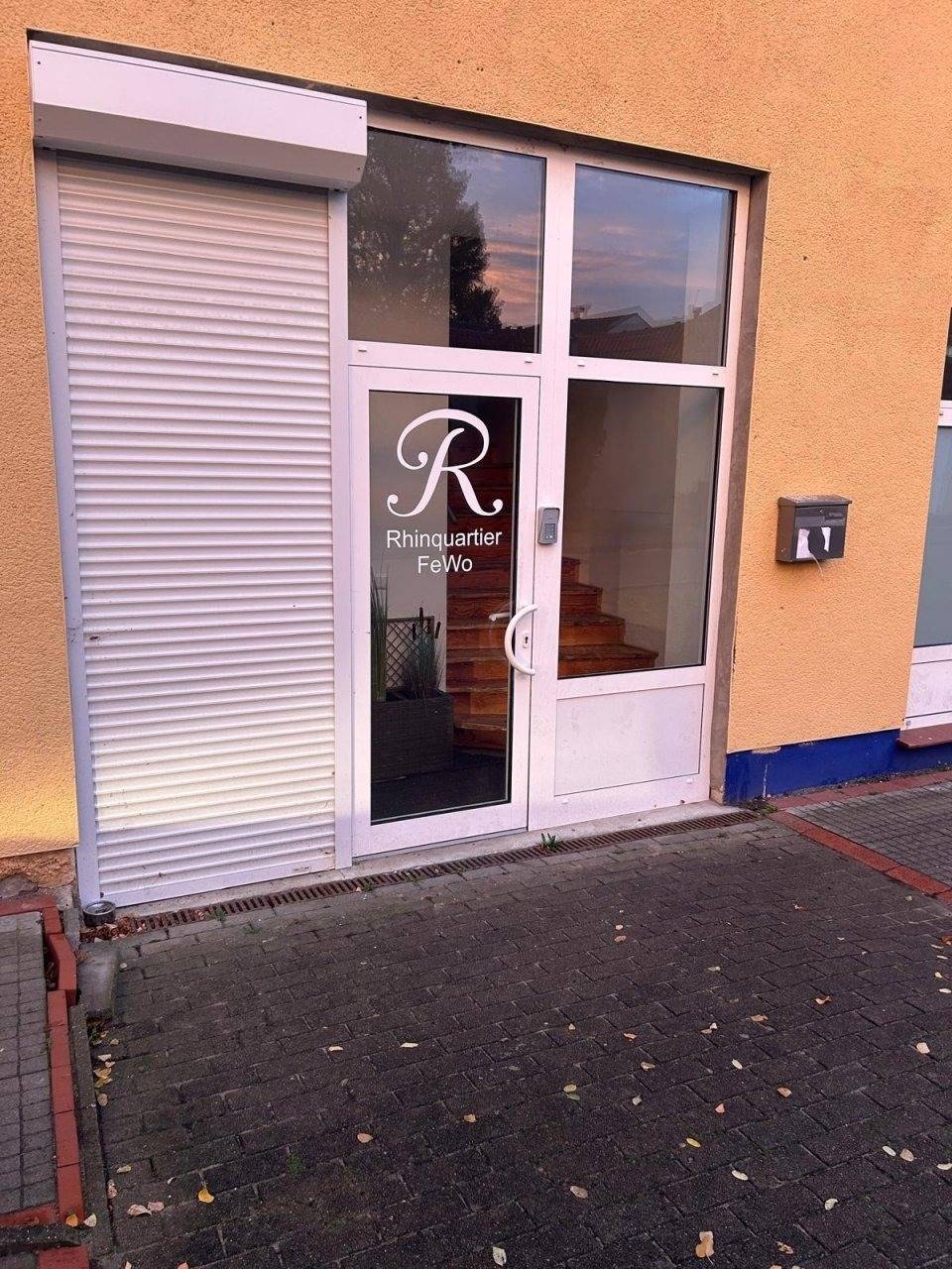 250 M² Ferienwohnung ∙ 4 Schlafzimmer ∙ 11 Gäste - Neuruppin