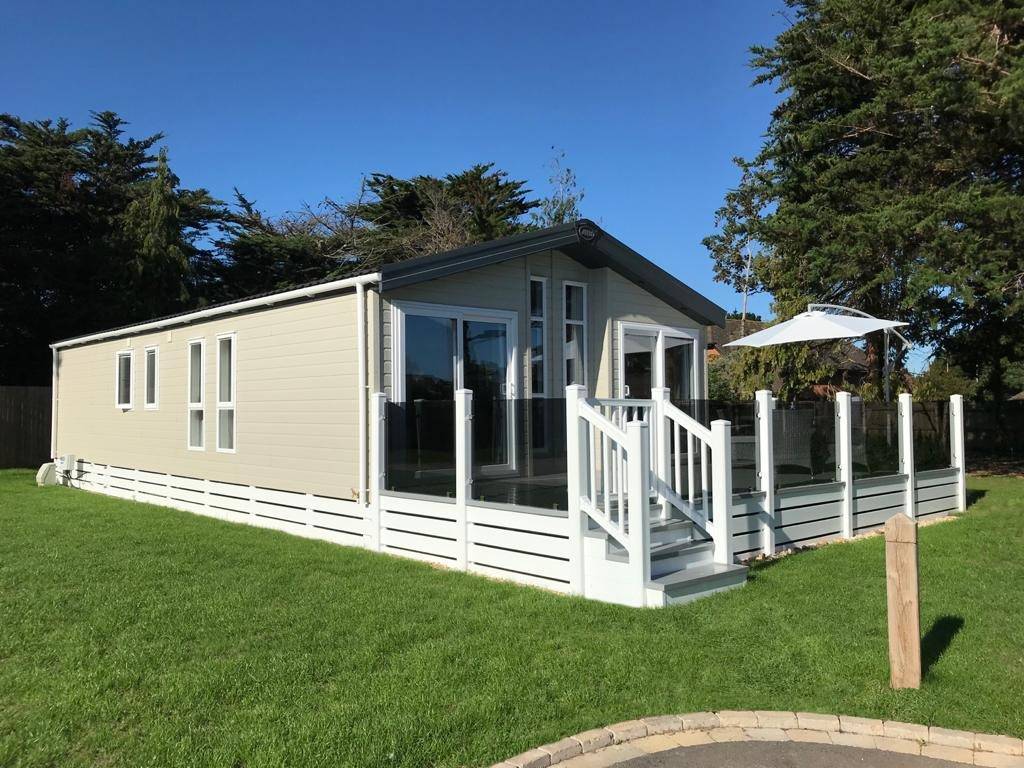 80 M² Lodge ∙ 2 Bedrooms ∙ 6 Guests - Mudeford