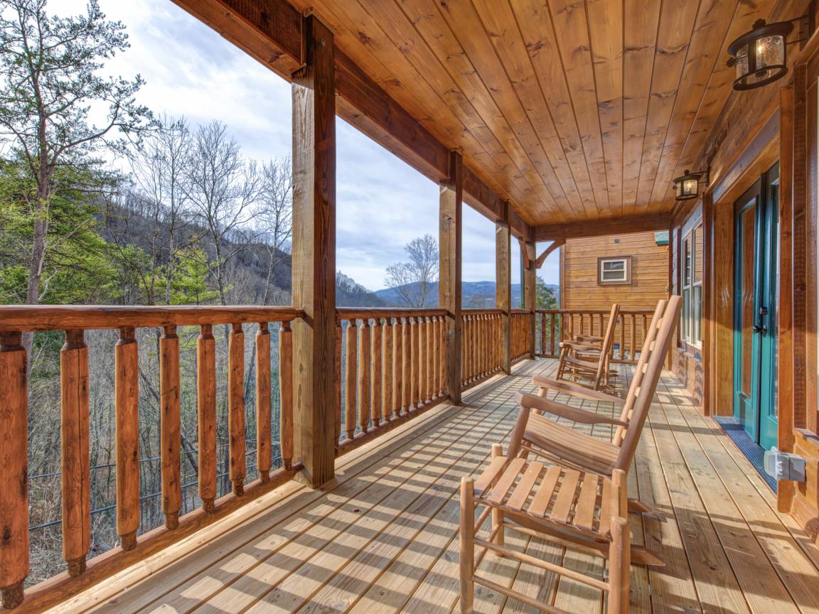 325 M² Cabin ∙ 5 Bedrooms ∙ 16 Guests - Gatlinburg, TN