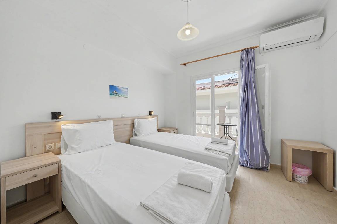 20 M² Bed And Breakfast ∙ 1 Bedroom ∙ 2 Guests - Corfu