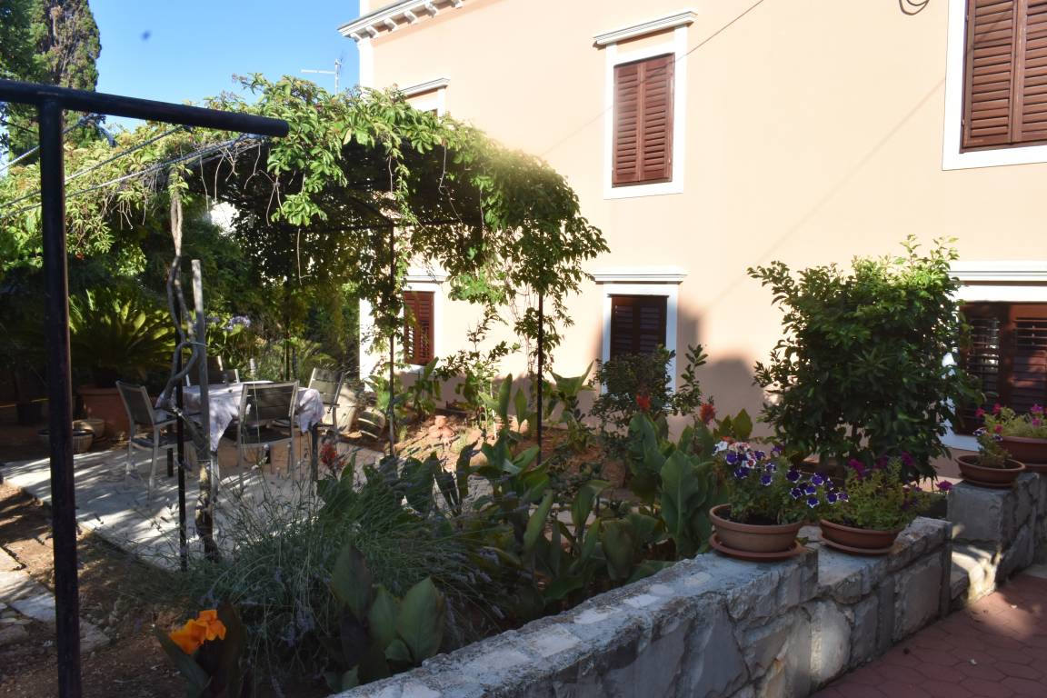 53 M² Ferienwohnung ∙ 2 Schlafzimmer ∙ 5 Gäste - Mali Lošinj