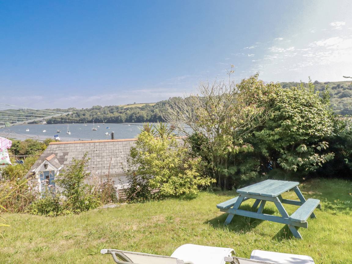 Cottage ∙ 3 Bedrooms ∙ 6 Guests - Fowey