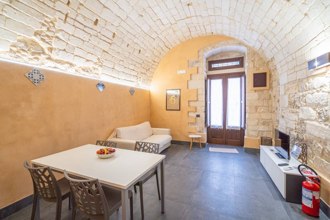 65 M² Ferienwohnung ∙ 2 Schlafzimmer ∙ 4 Gäste - Ragusa