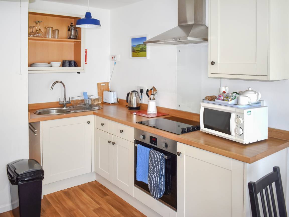 Cottage ∙ 1 Bedroom ∙ 2 Guests - Burton Bradstock