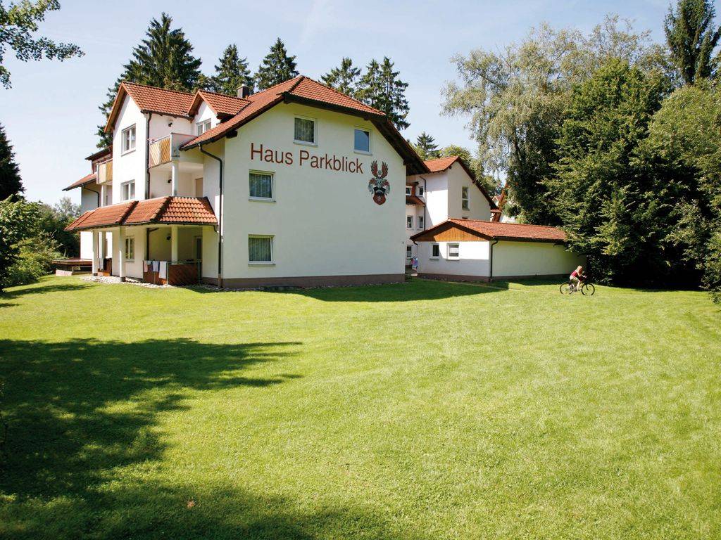 75 M² Apartment ∙ 2 Bedrooms ∙ 6 Guests - Villingen-Schwenningen