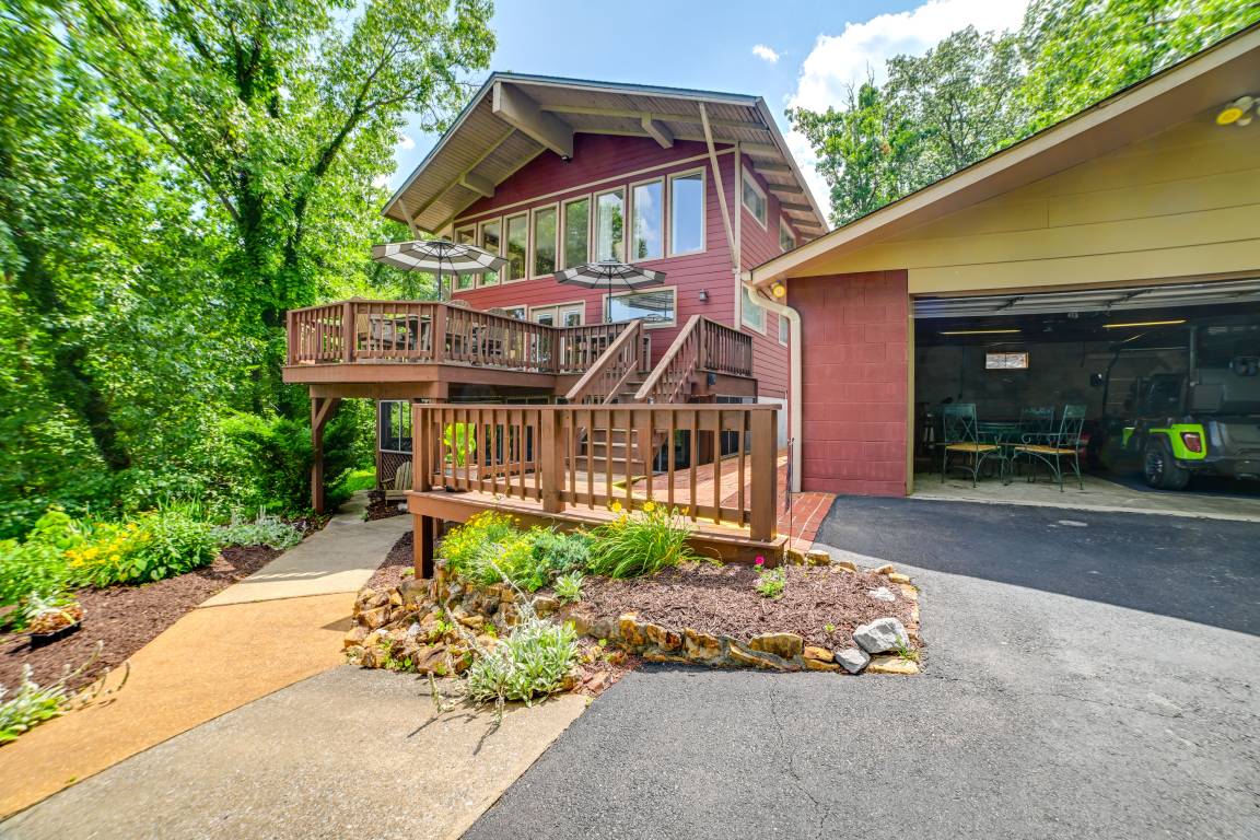 232 M² House ∙ 7 Bedrooms ∙ 24 Guests - Kentucky Lake