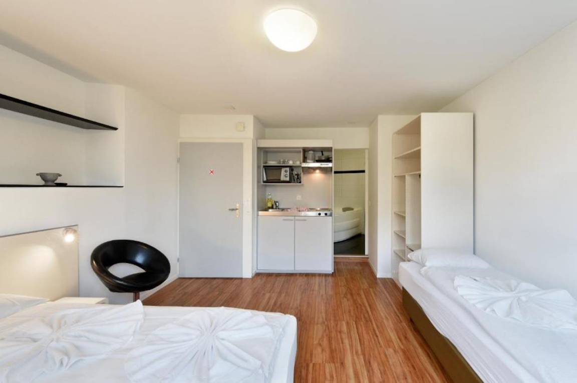 20 M² Ferienwohnung ∙ 1 Schlafzimmer ∙ 2 Gäste - Winterthur