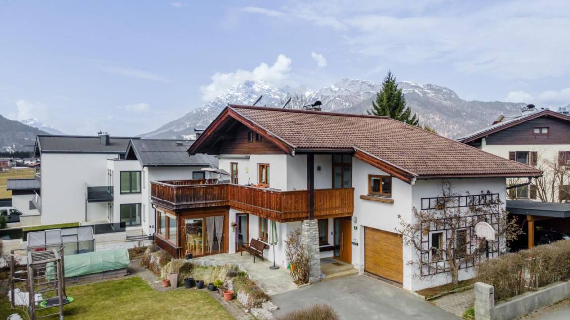 80 M² Ferienwohnung ∙ 1 Schlafzimmer ∙ 4 Gäste - Saalfelden am Steinernen Meer