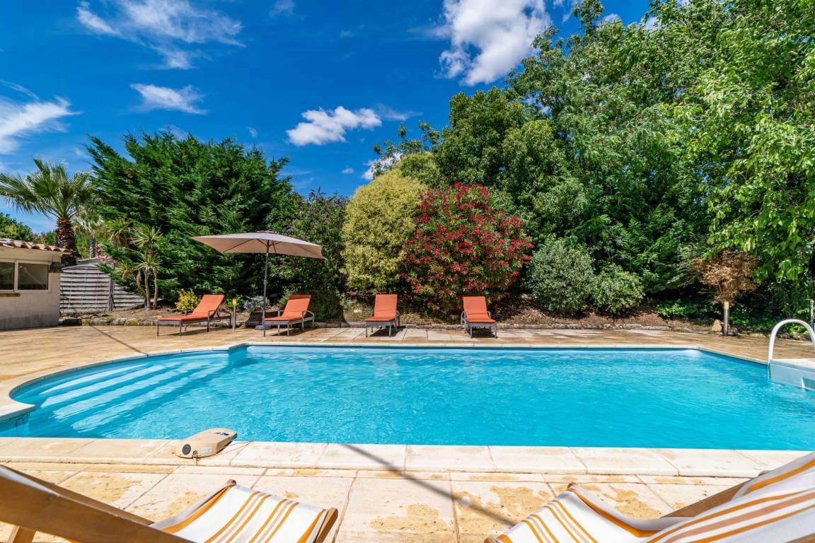 250 M² Maison De Vacances ∙ 7 Chambres ∙ 12 Personnes - Mauguio